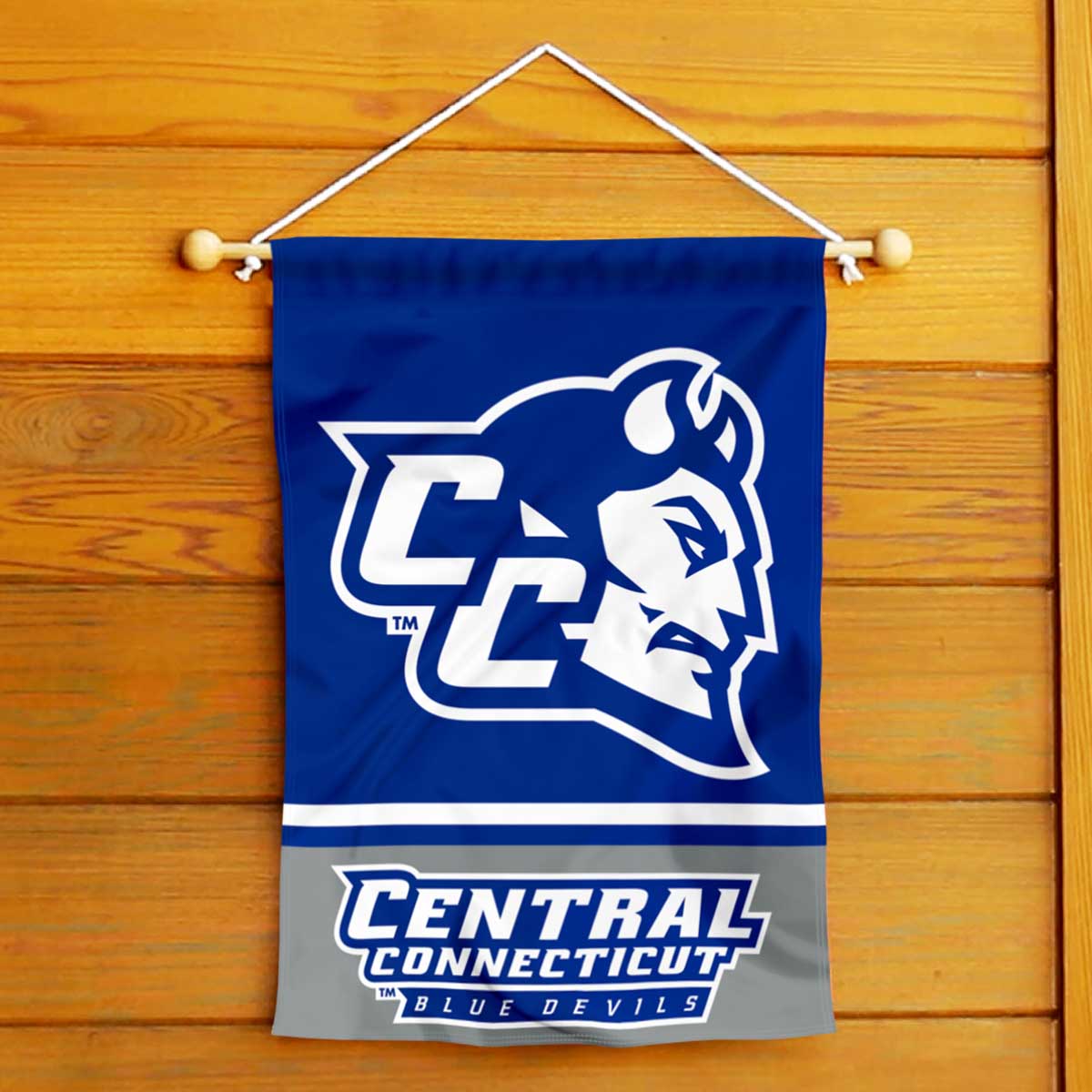 Central Connecticut State University Garden Flag and Yard Banner ...